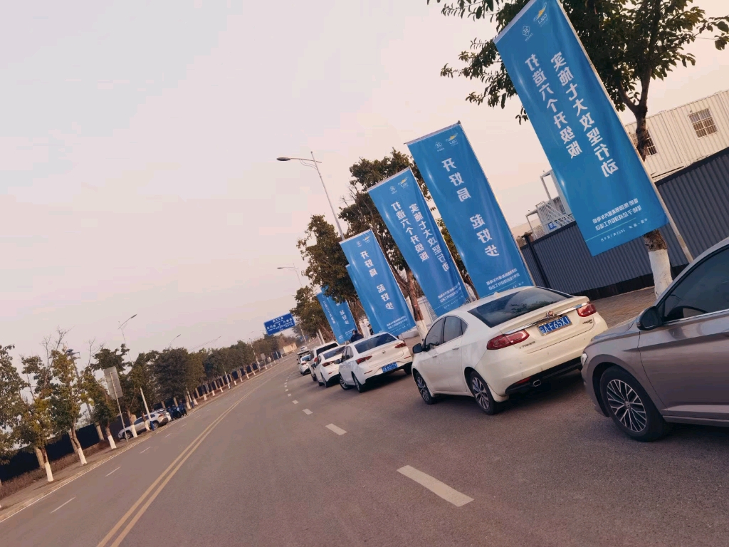 ...电视-投影仪LED屏出租搭建重庆舞台设备租赁重庆会展活动物料出租