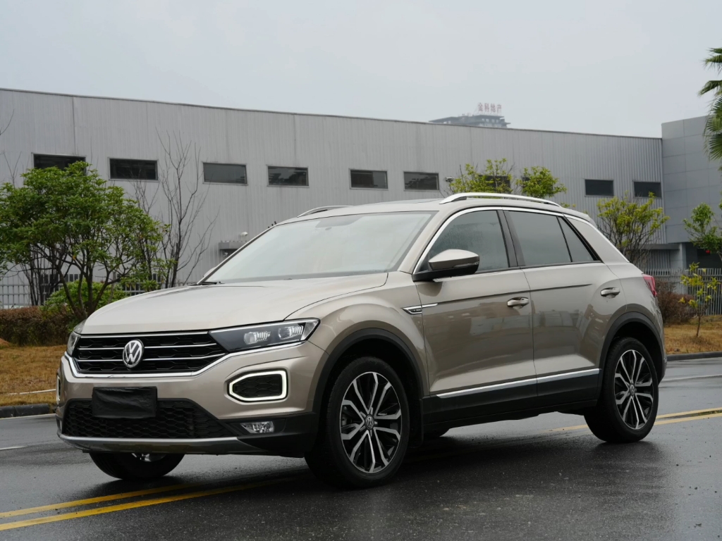 【品牌车型】大众 T-ROC探歌 2019款 280TSI DSG四驱舒适型 国VI 【...