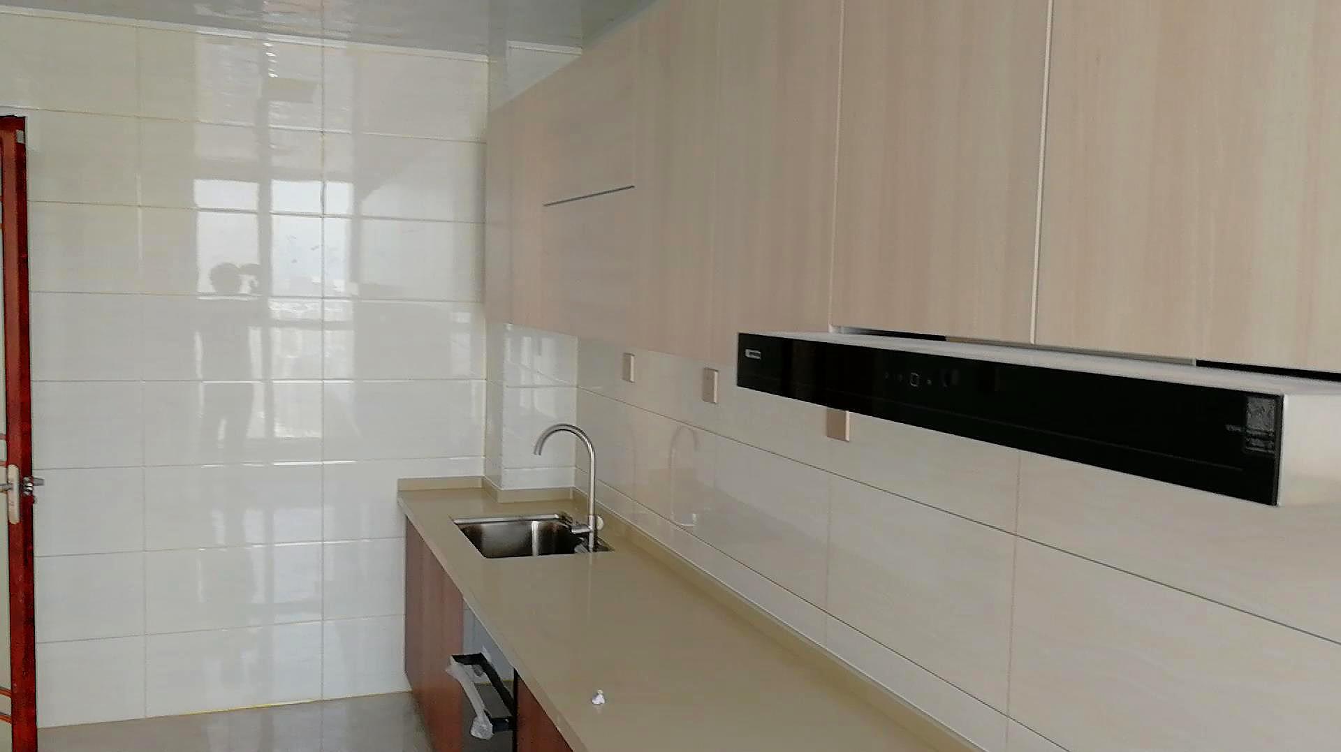 130平三室两厅现代简约装修,全包您觉得值多少?实拍来看