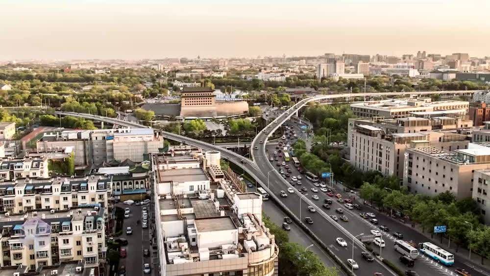 新能源混合动力汽车,摩托车一样小,解决停车难的问题!