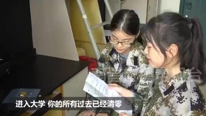 毕业生手写200封信件传递校园情