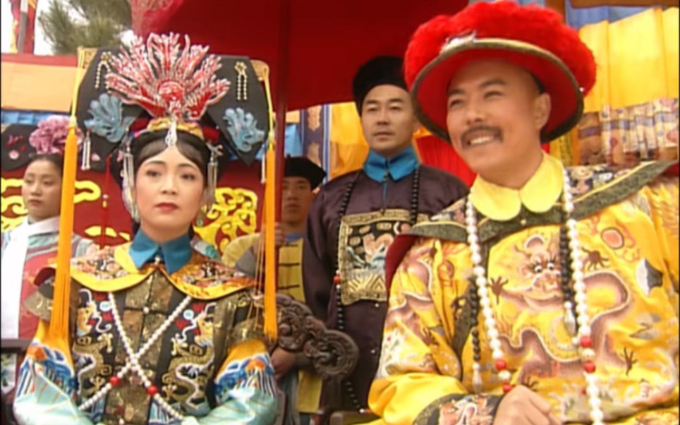 还珠格格1片头曲片尾曲