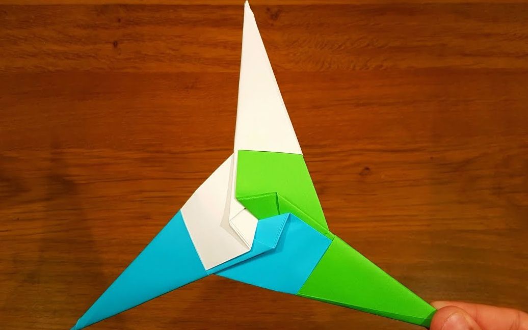 普通的折纸飞镖早过时了,现在都在学折纸三角立体飞镖,了解一下?