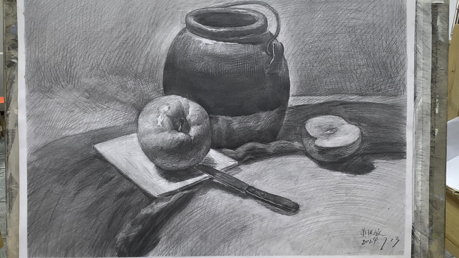 五年级的小朋友,连续学习素描的第三期。刻画能力都直追初中的学生...