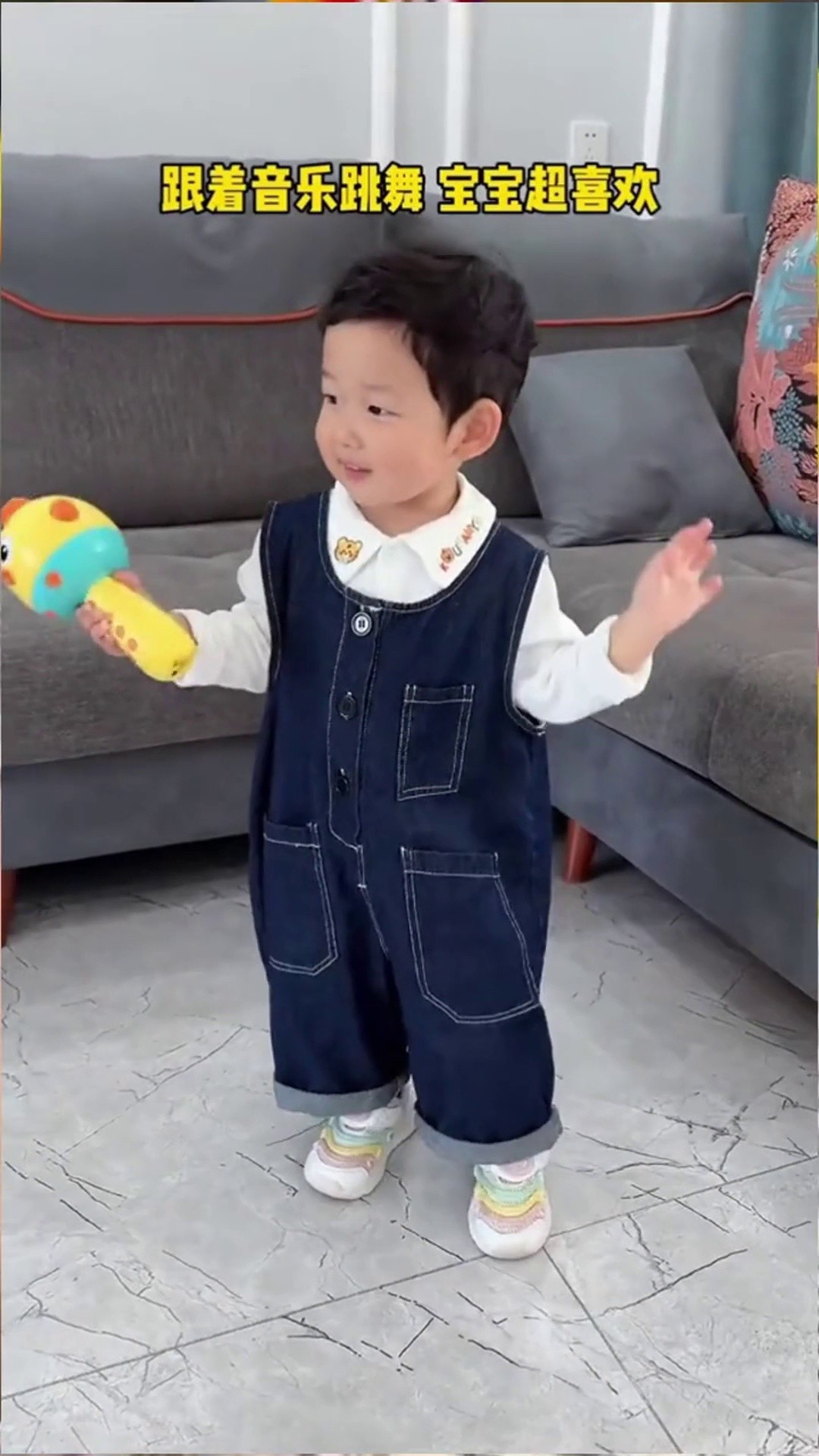 儿童萌趣无线蓝牙萌鸡充电麦克风变声话筒早教唱歌K歌音乐玩具儿童...