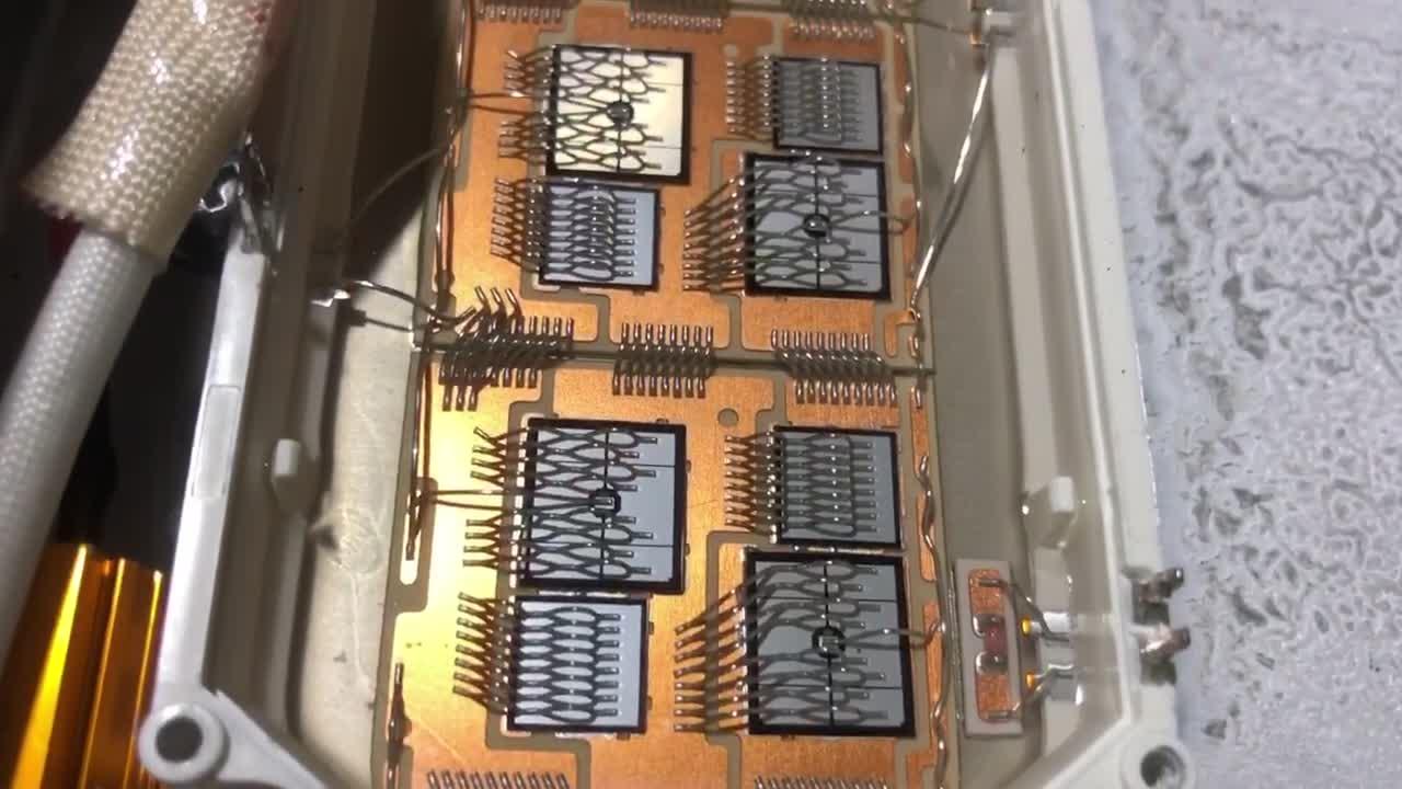 新能源汽车 电机驱动控制器维修。