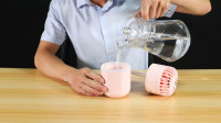 喷雾加湿制冷小风扇,真的可以制冷吗?小伙体验后恍然大悟