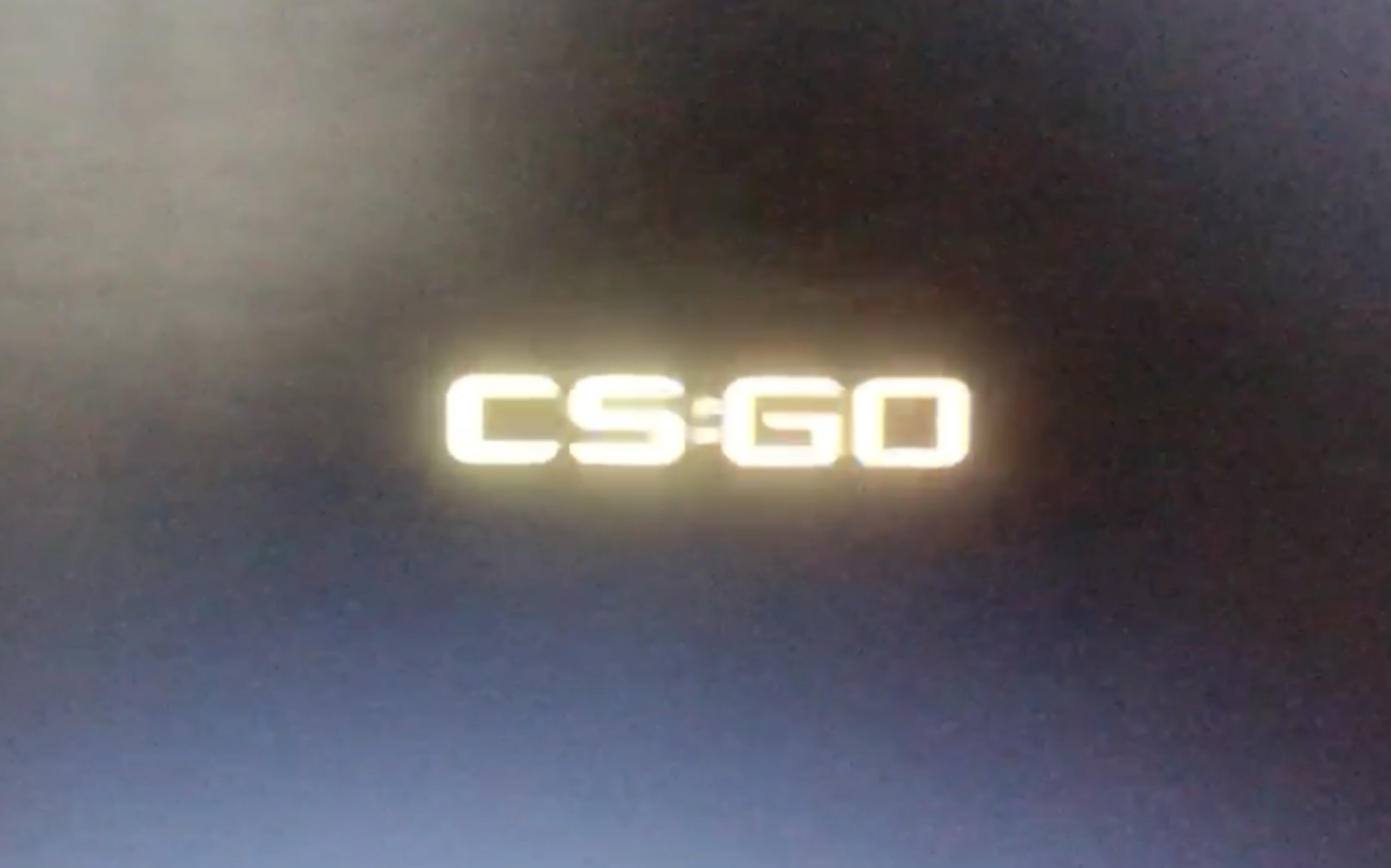 当你在妈妈电脑上下载CS:GO