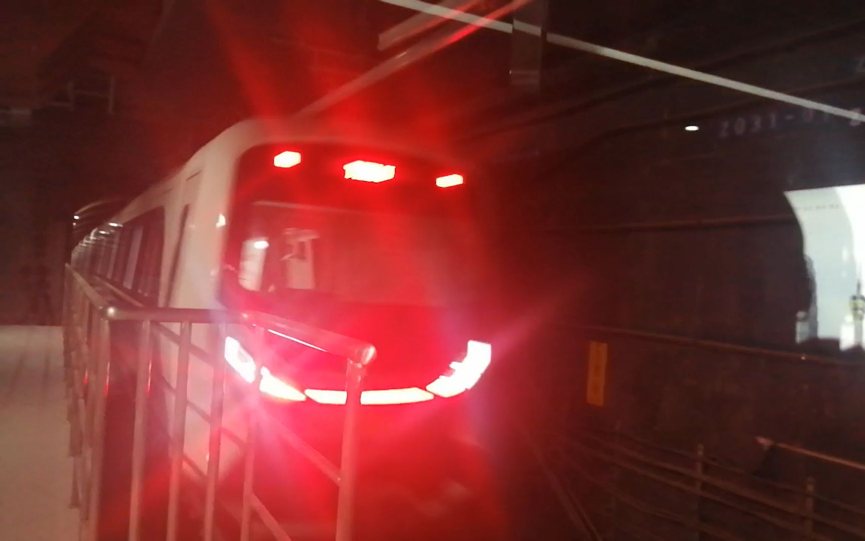 郑州地铁十四号线进出站+跨行市民大道站