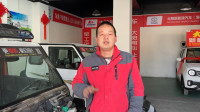电动车维修师傅专程到大阳电动四轮车专卖店讲解四轮车维修技术