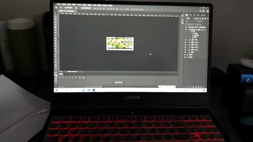 用PS制作的灯箱广告牌!