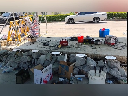 无锡自动升降柱 自动升降路桩 挡车护撞柱