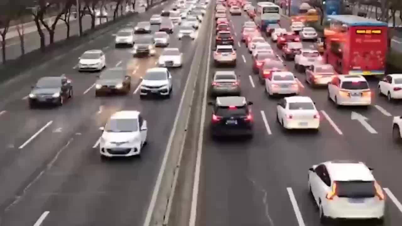 北京增发2万个新能源小客车指标申报结束 超18万个家庭申请