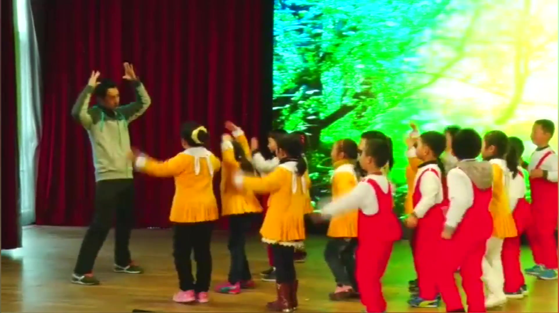 大班体育《快乐冒险岛》优质课