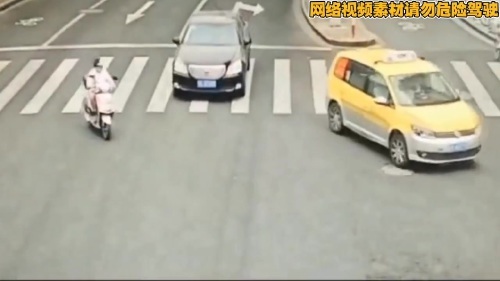 发生交通事故该怎么办?该怎么报保险?处理事故的流程要知道道路千万...