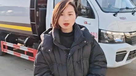 可以下地下室的蓝牌压缩垃圾车,整车高度2.1米,全柴132大马力,容积4.8...