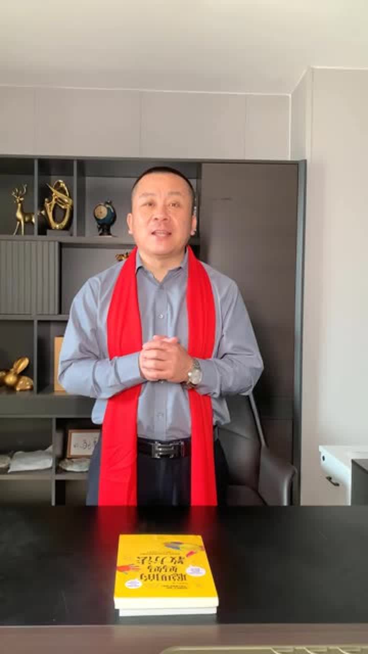 今天除夕,在辞旧迎新之际,愿您:旧愿皆已尝,来年有新愿 灯火向星辰,所...