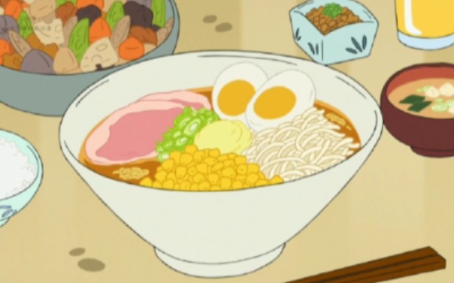 【蜡笔小新美食篇】蜡笔小新美食:美味的味噌奶油玉米面,加上好吃的...