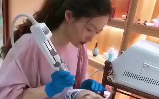 皮肤管理 美业 仪器 越热越爱去挑战 无创水光的原理