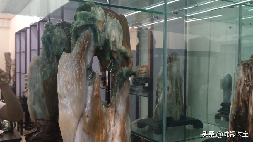 树化玉,神秘的玉雕大师来自大自然。