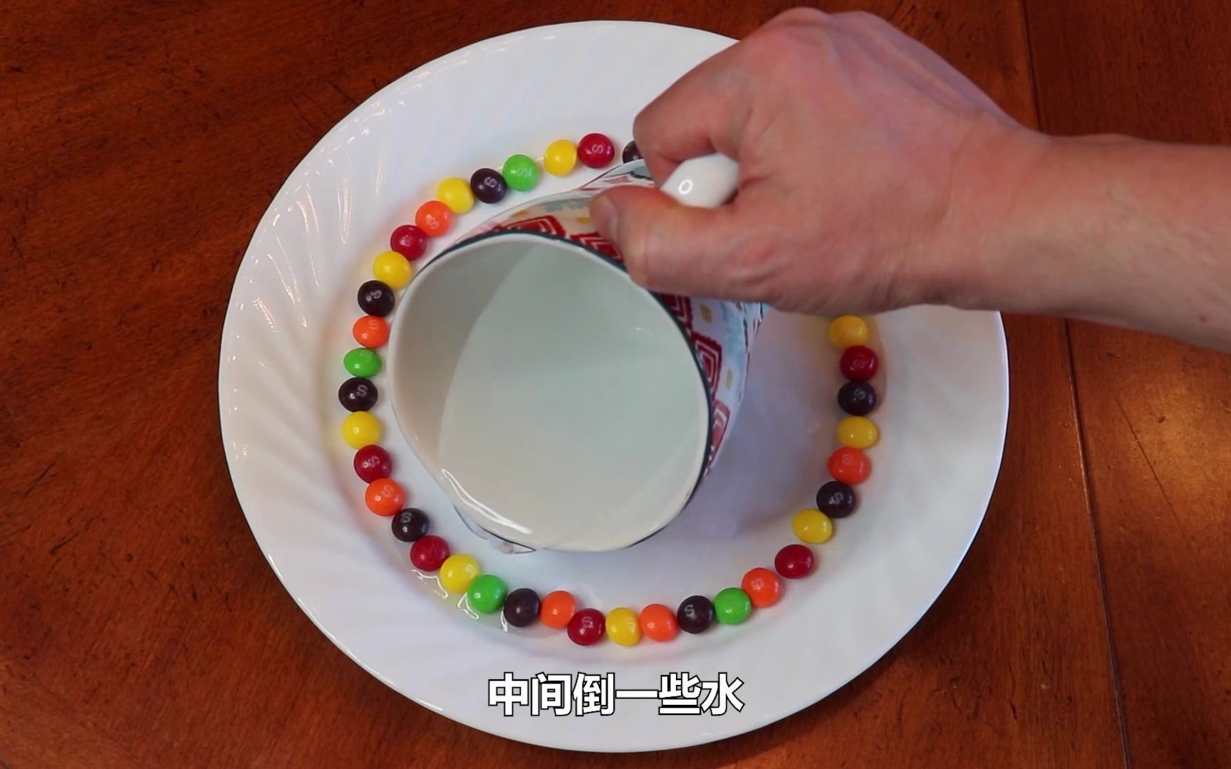 简单有趣的创意科学小实验,在家陪孩子一起做,激发孩子想象力!