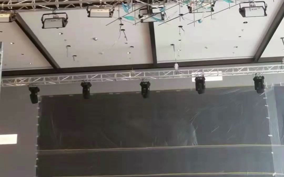 仝盟灯光吊机成功案例