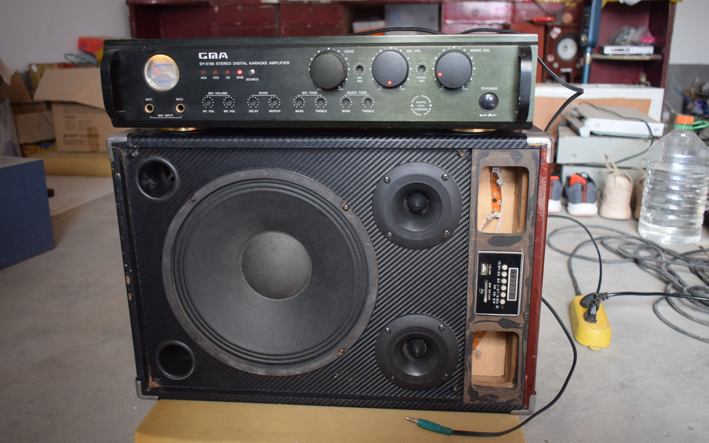 媳妇儿不让买低音炮,只能自己动手做个了,10寸喇叭,这效果如何