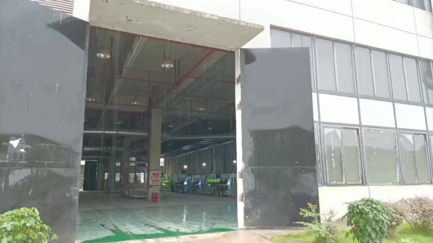 经不经典我不管,我就喜欢这一款#自动化设备 #套装门 #门窗