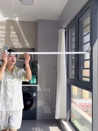 这个伸缩杆是真的好用呀,不用胶粘,吸盘的直接按上去就可以。承重...