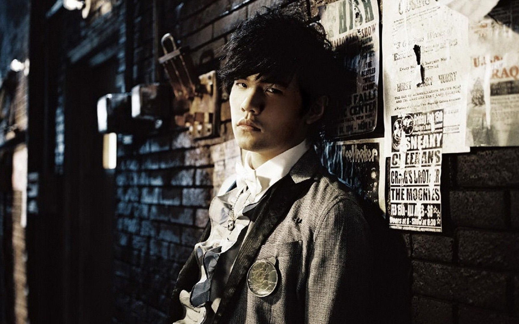 周杰伦~相信我,看完会带你回到从前~想起初中高中轻哼的歌曲~《周...