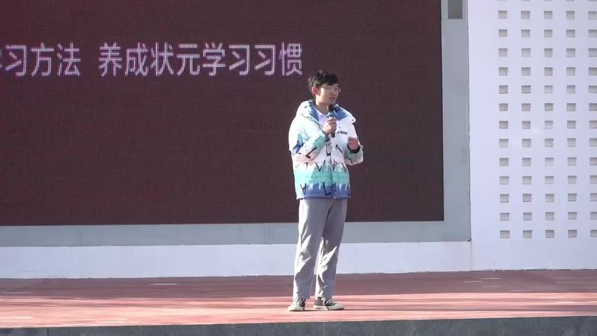 学霸忆当年高考查分趣事:查分系统崩溃,北大清华相继打电话套路