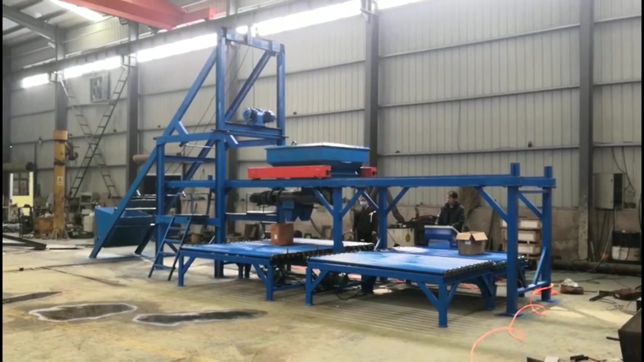 【豫龙】混凝土预制构件生产线试机视频,小预制块布料机双振动台,...