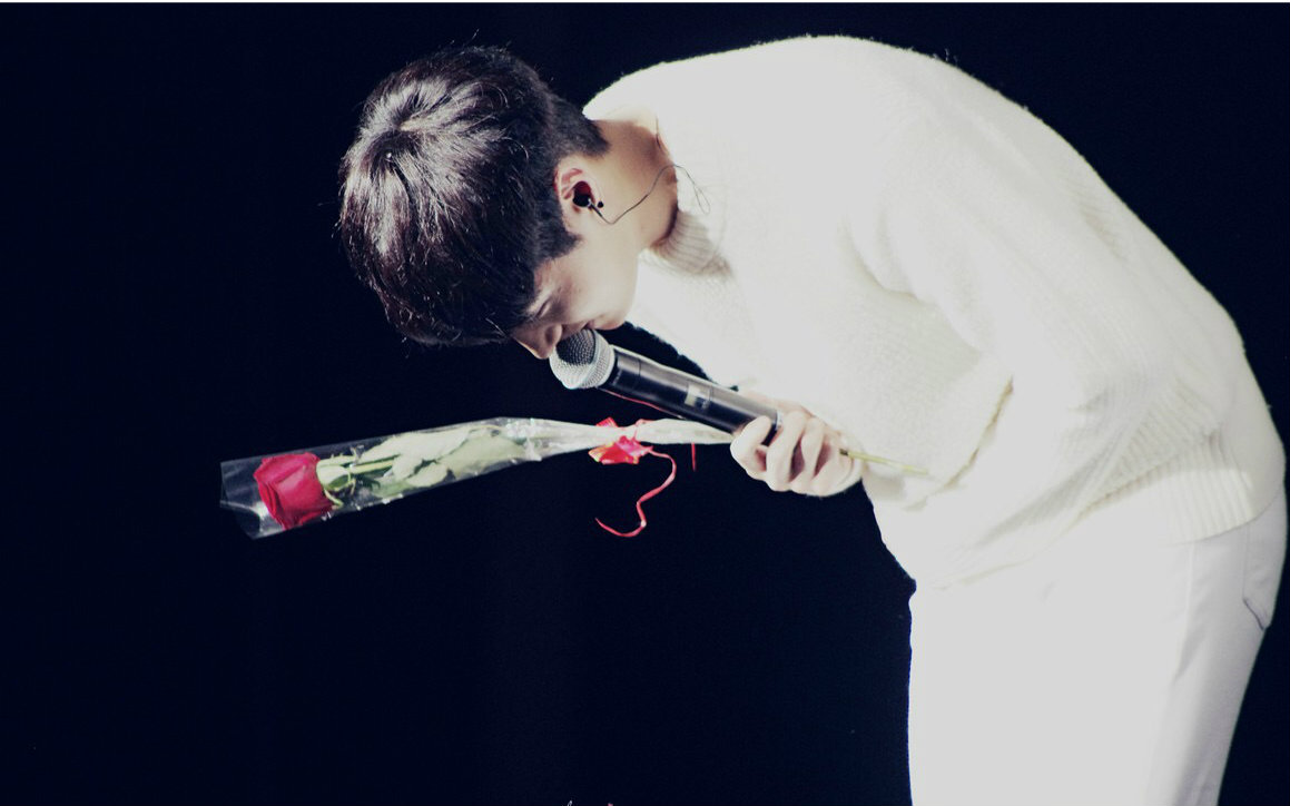 【张艺兴】陪你到世界的终结