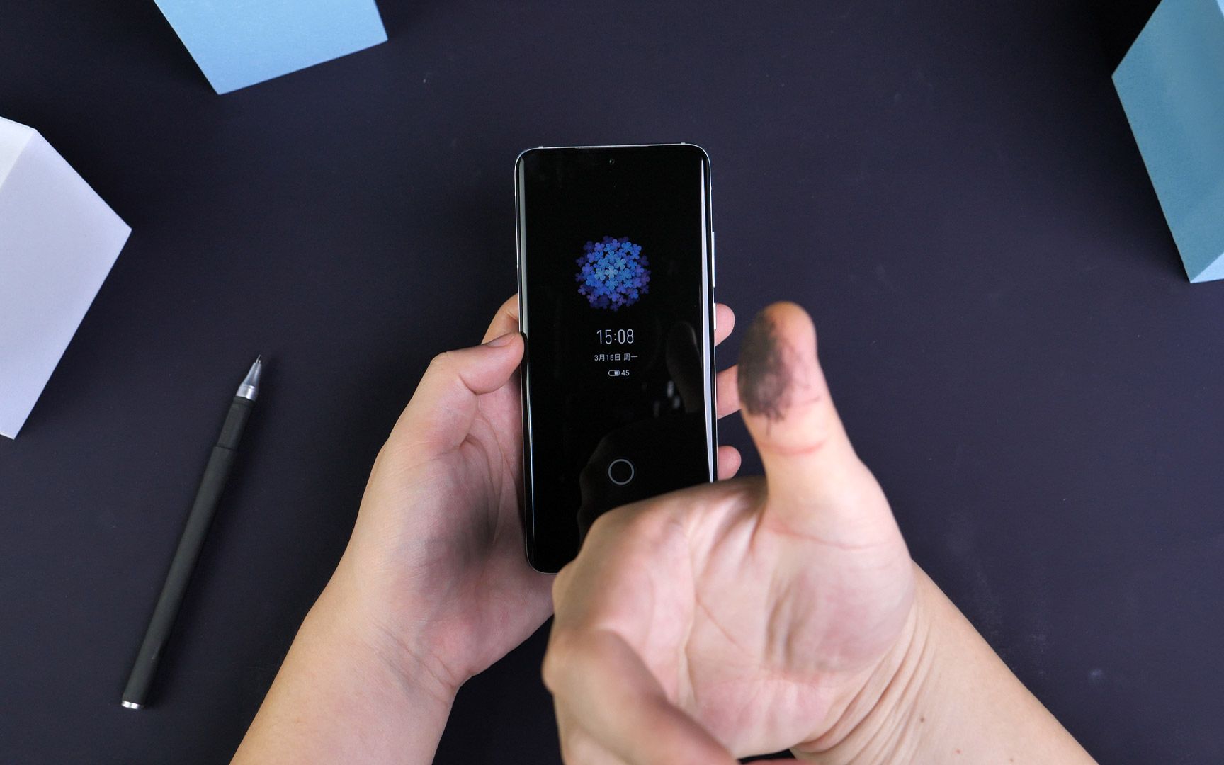 屏下指纹解锁哪家强,魅族18的成功率让小米11哭了