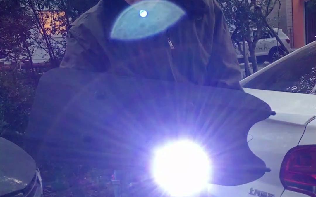 多功能户外臂盾原来这么香!