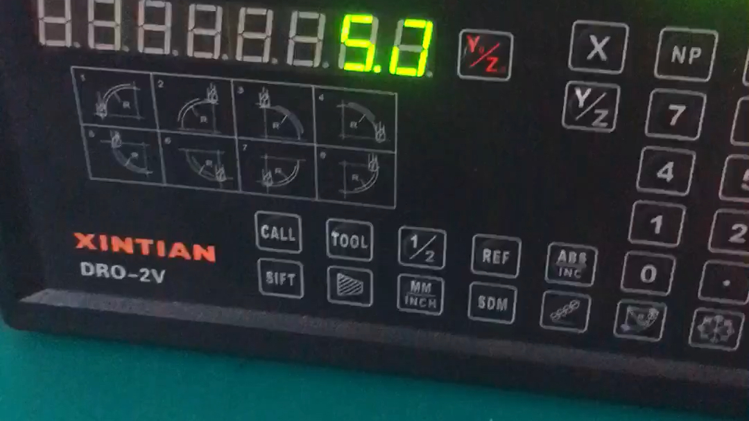 光栅数显表分辩率设置