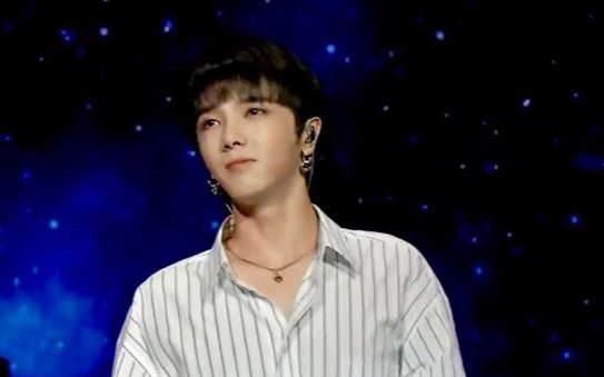 【华晨宇】180526 QQ炫舞十周年庆典 全程饭拍(背面镜头居多)