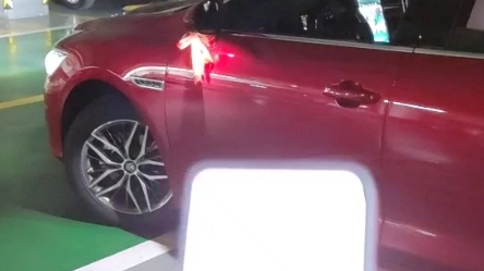 比亚迪秦plusdmi 遥控驾驶