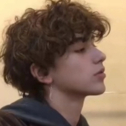 打mn的火锅 
