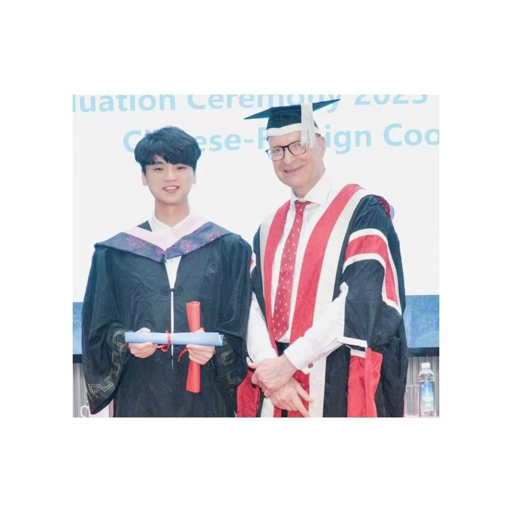 爱看书的体育生 