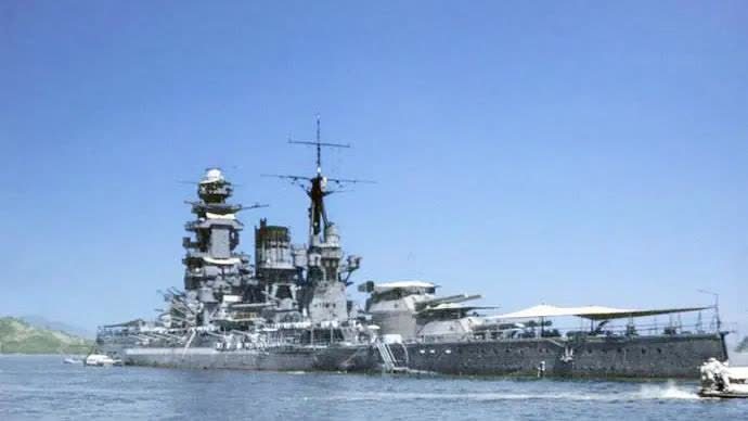 世界上最牛的战列舰,两次都被原子弹打中,最后一次才沉没