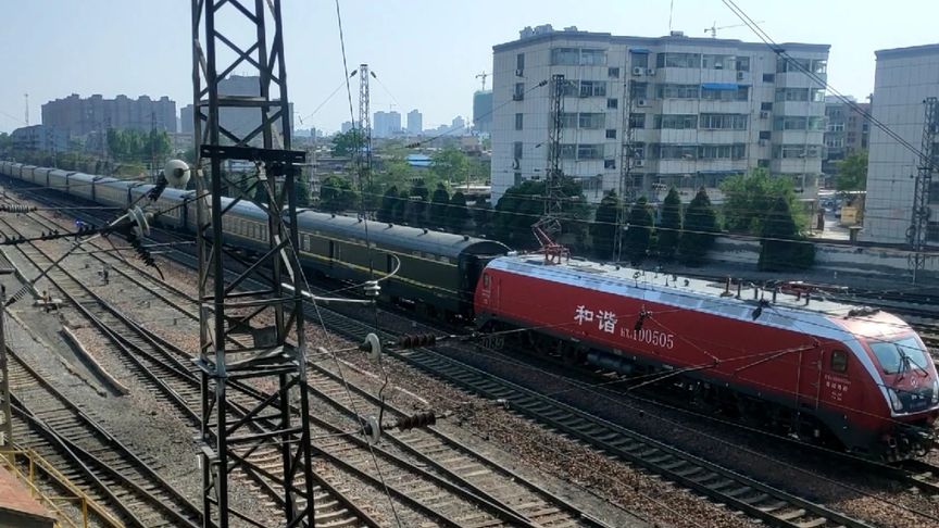 北京西至贵阳Z161次列车咣当咣当快速过站.最低票价268.5元