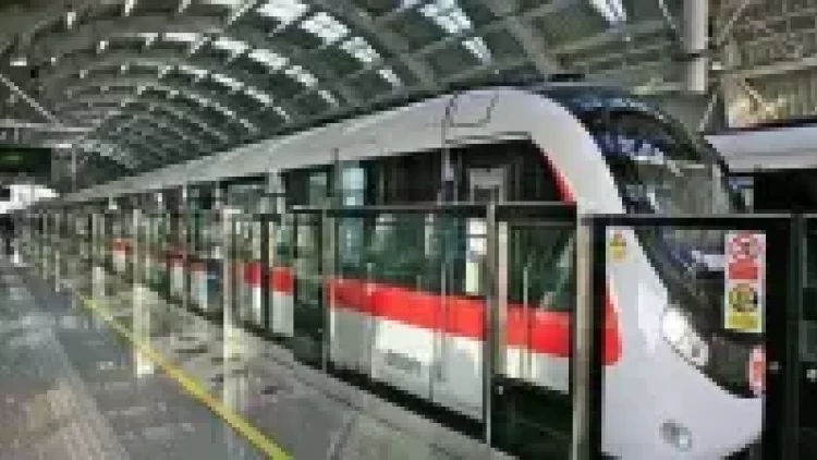 坐地铁到杭州火车站, 10个站票价5块, 你觉得贵吗?