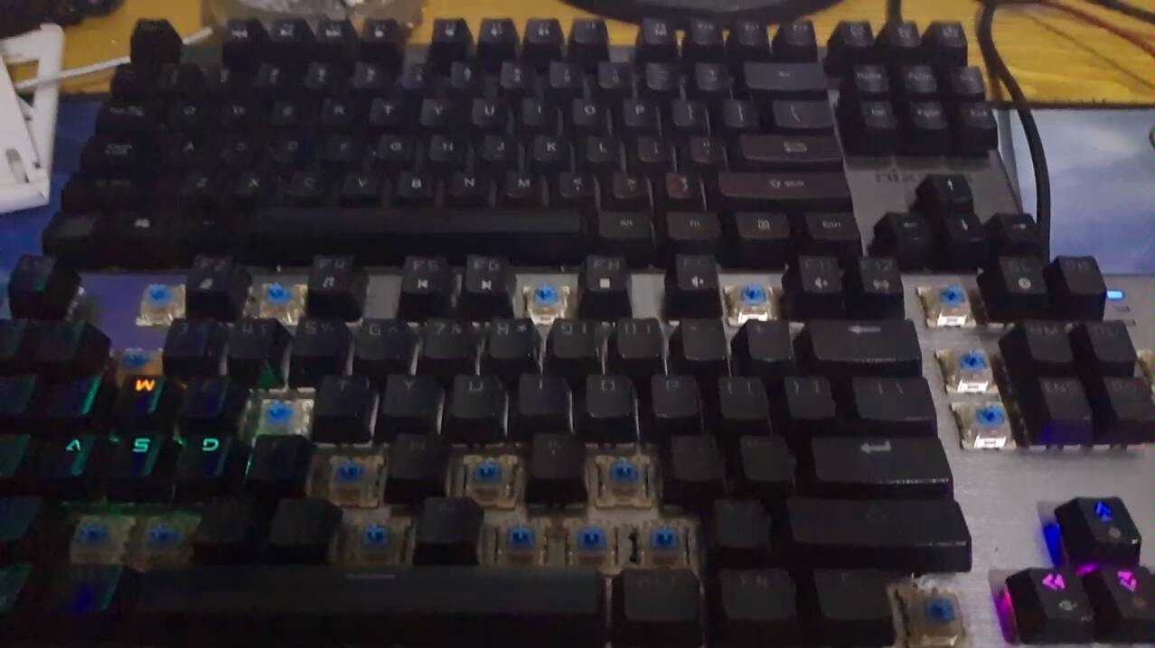 【键盘修理】教你如何修理机械键盘(更换轴体)