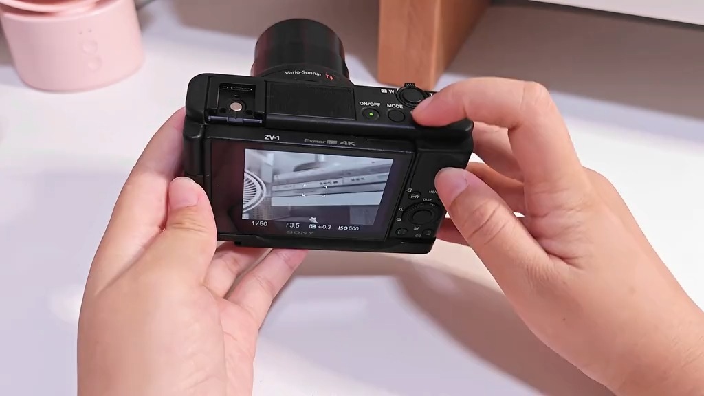 索尼zv1怎么保存喜欢的参数索尼zv1 相机 数码产品 相机教程分享