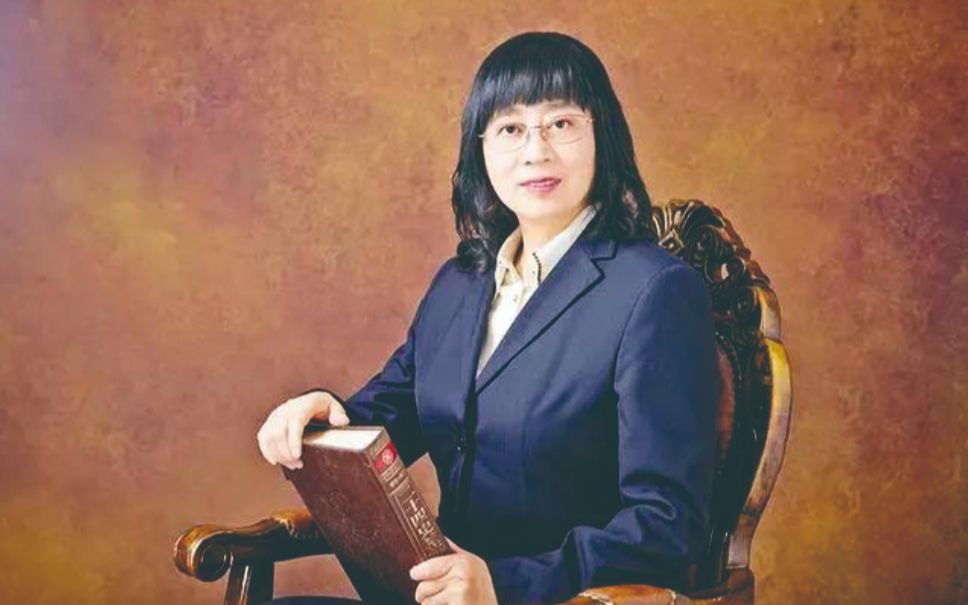 深圳中新中学闫宏斐校长视频