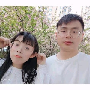 洋芋CC与漫步的诗人 