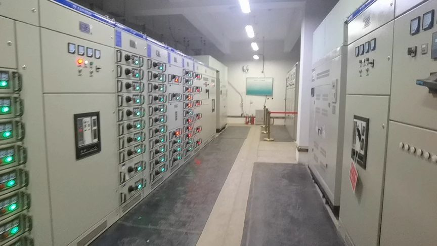 平时大家一般看到路边的电力变压器时油变,来了解一下干式变压器