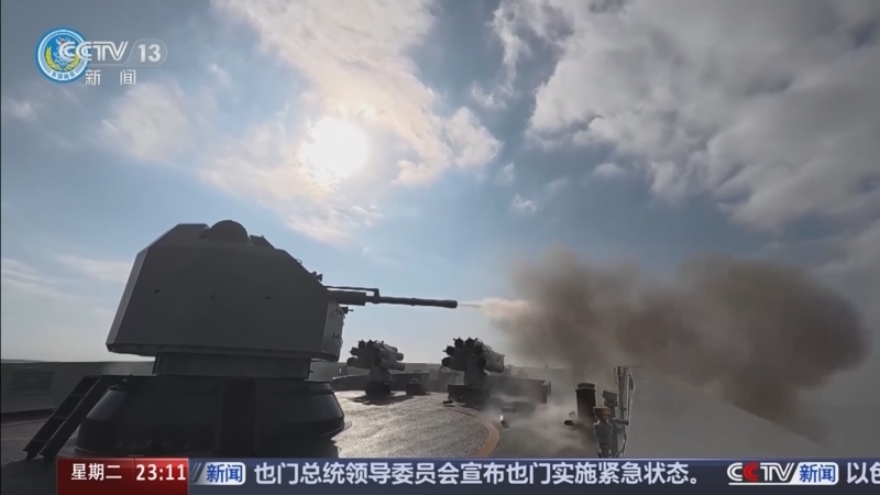 ...正义使命-2025"演习·东部战区发布 演习现场视频《破袭 夺港 割裂》