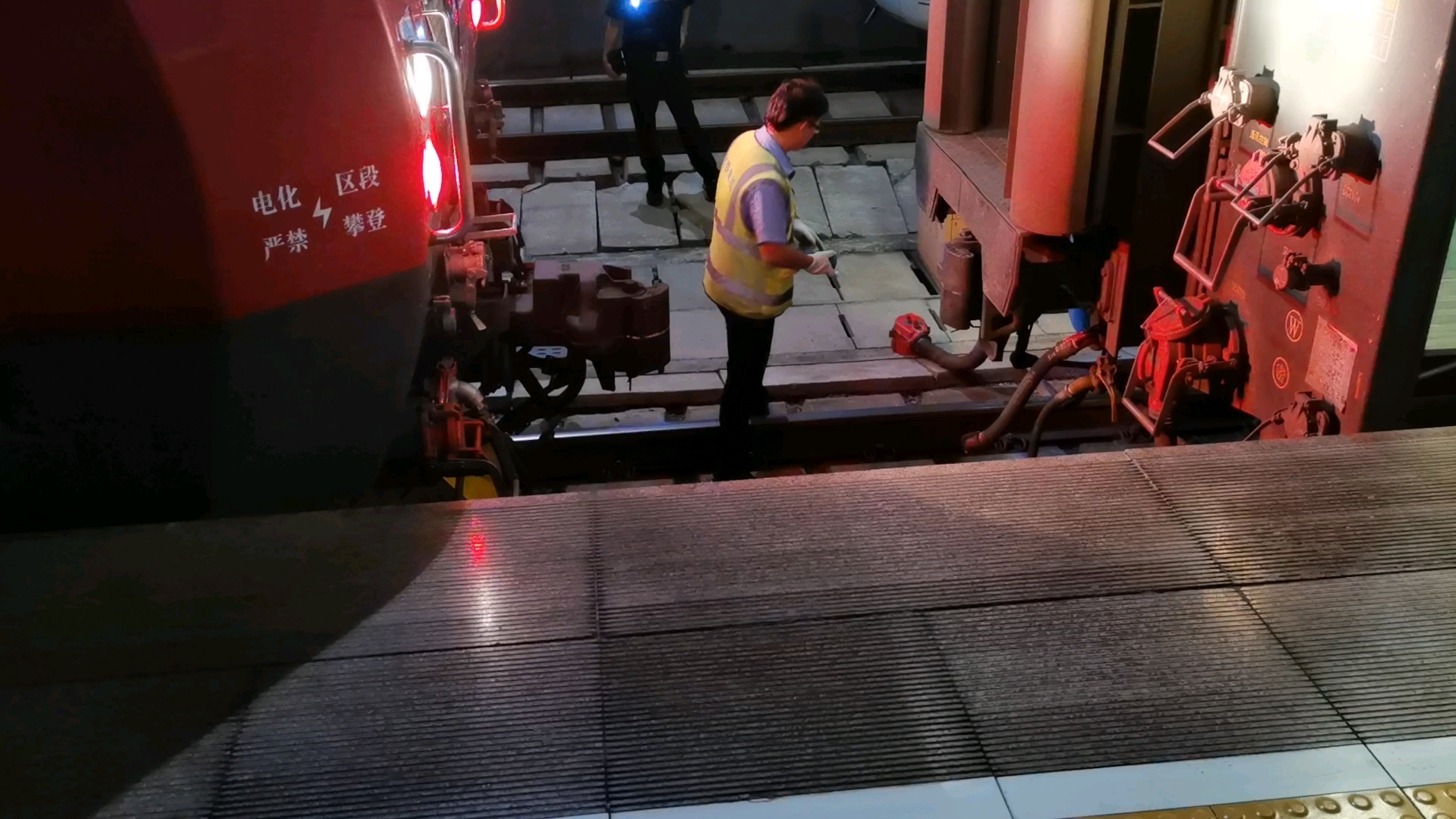 Z4次列车汉口站换挂